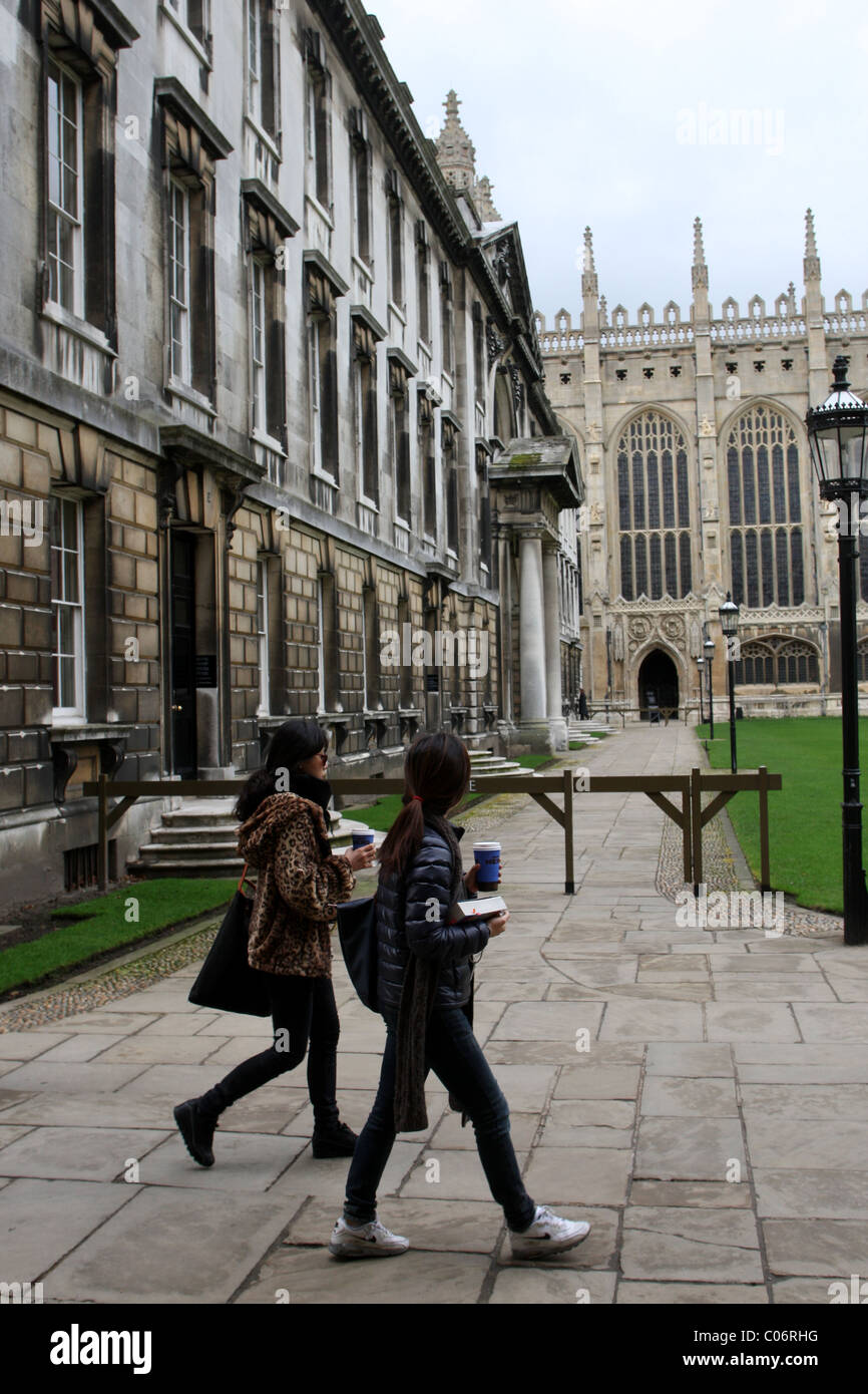 CAMBRIDGE UNIVERSITY STUDENTS Stock Photo - Alamy
