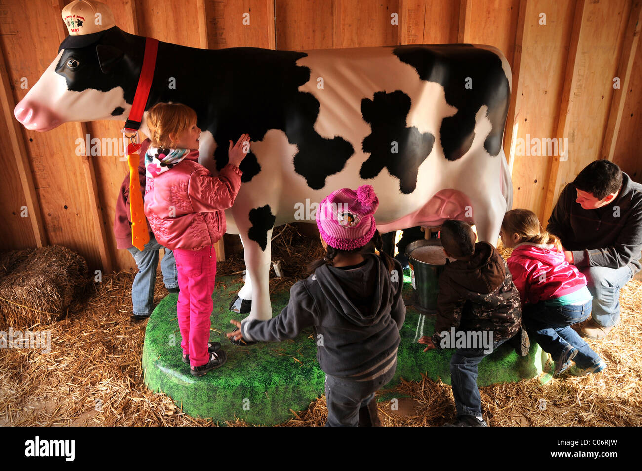 Children learn about farming and agriculture Stock Photo - Alamy