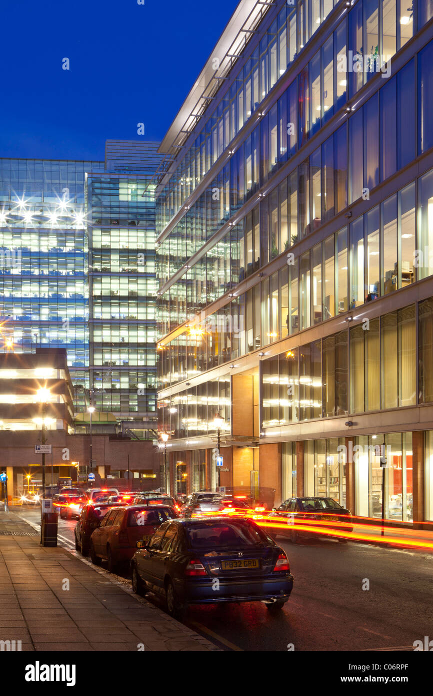 Rush hour in the Colmore Business District of Birmingham, West Midlands ...
