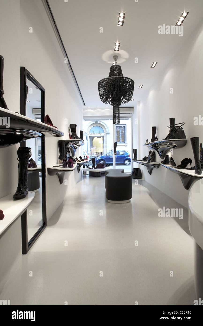 Shoes store in Milan, Italy Stock Photo - Alamy