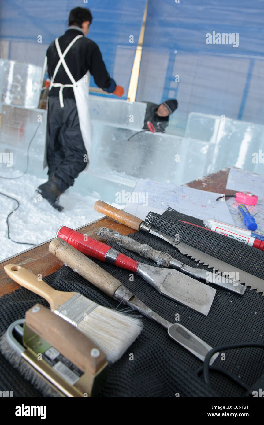 Ice carving tools hi-res stock photography and images - Alamy