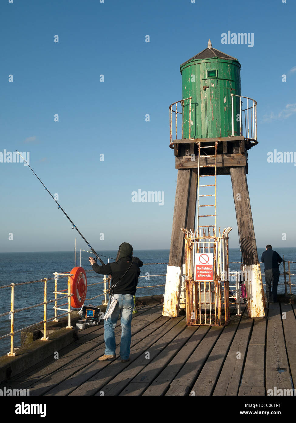 Whitby west pier hi-res stock photography and images - Alamy