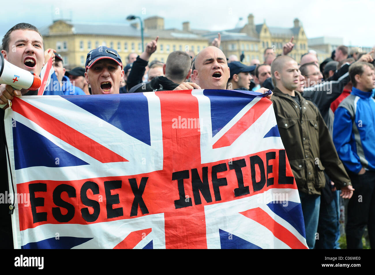 EDL supporters chants England songs at the UAF crowd Stock Photo - Alamy