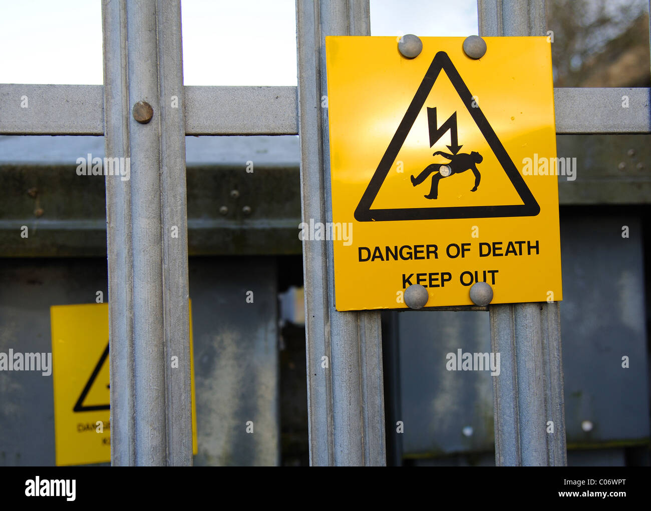 Danger of death sign indicating a hazardous area Stock Photo - Alamy