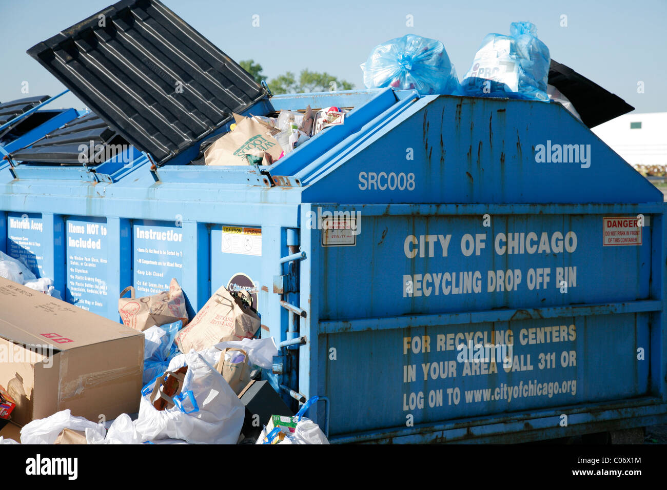 Trash bin drop High Resolution Stock Photography and Images - Alamy