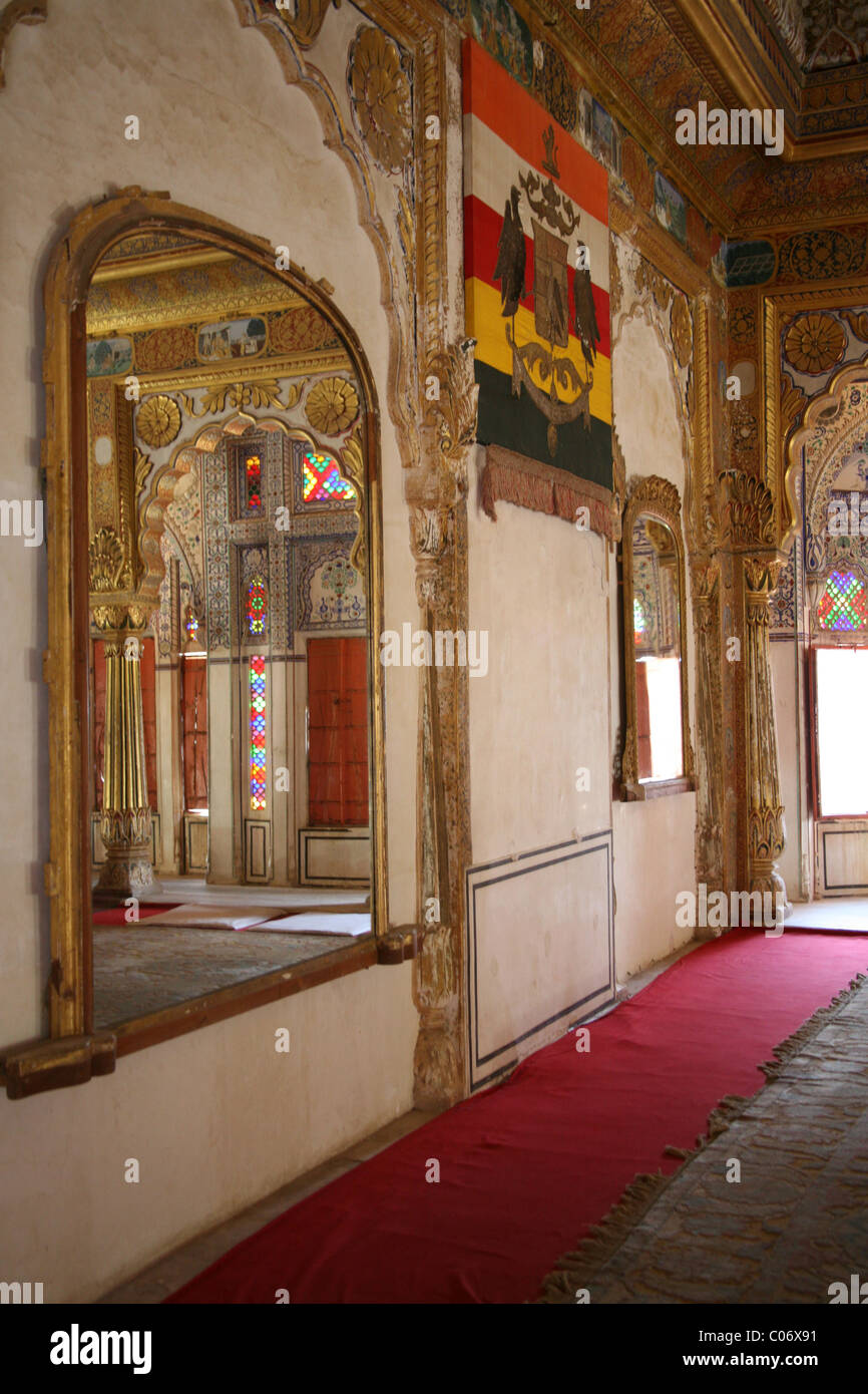 Inside the ornate Phool Mahal at Mehrangarh Fort, Jodphur, Rajasthan ...
