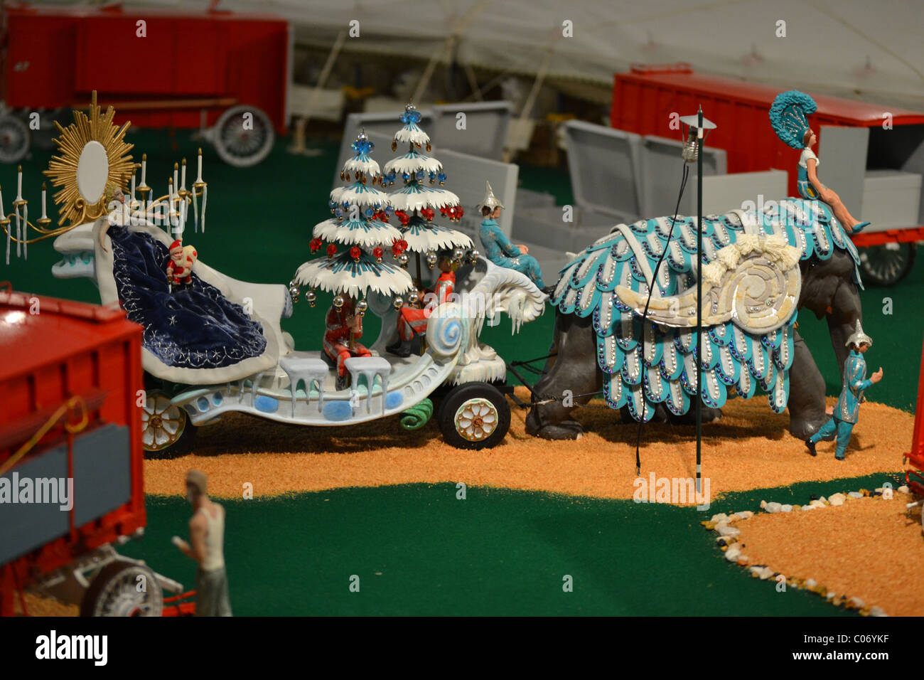 Circus model hi-res stock photography and images - Alamy
