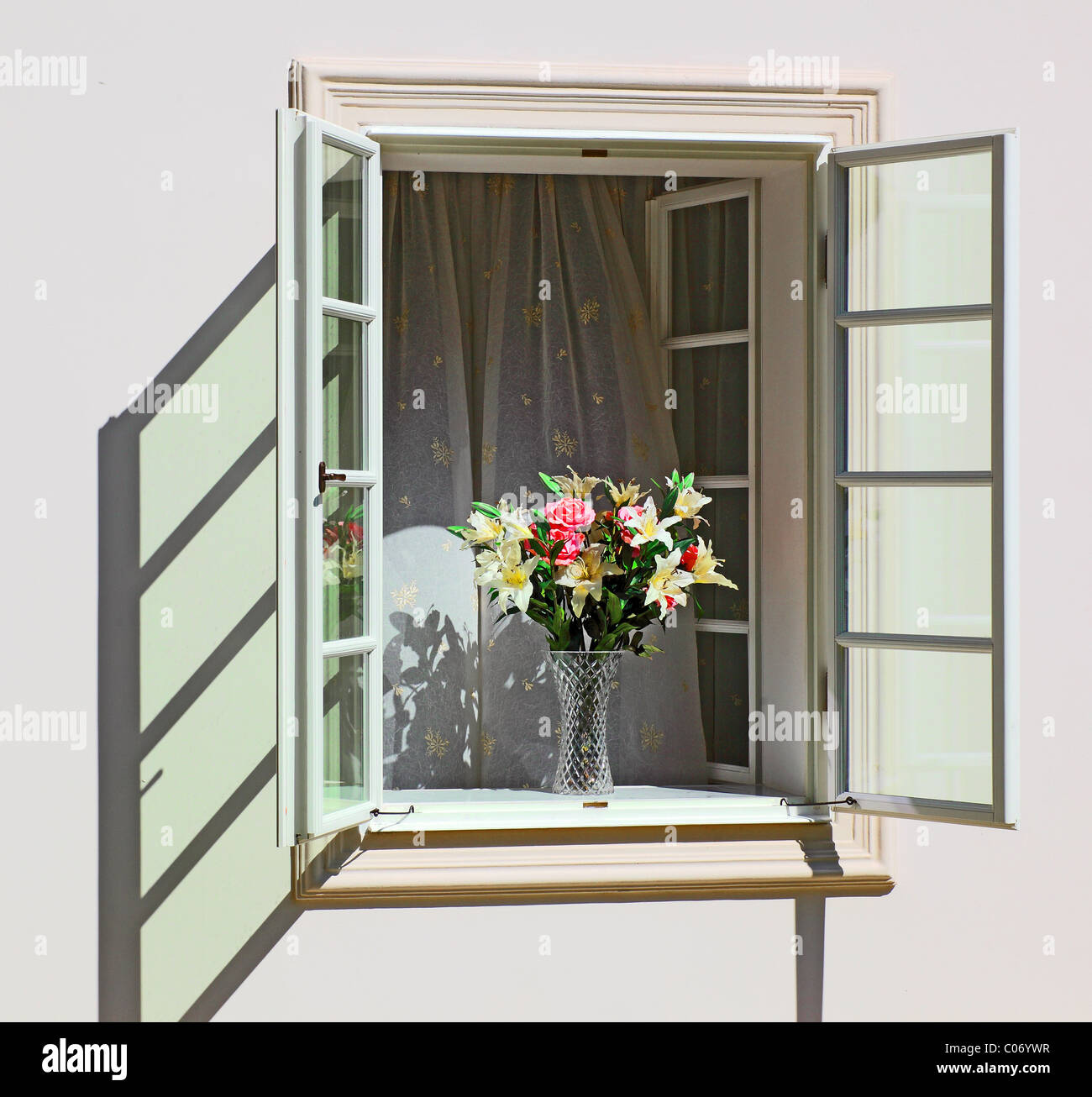 Open window with flowers hi-res stock photography and images - Alamy
