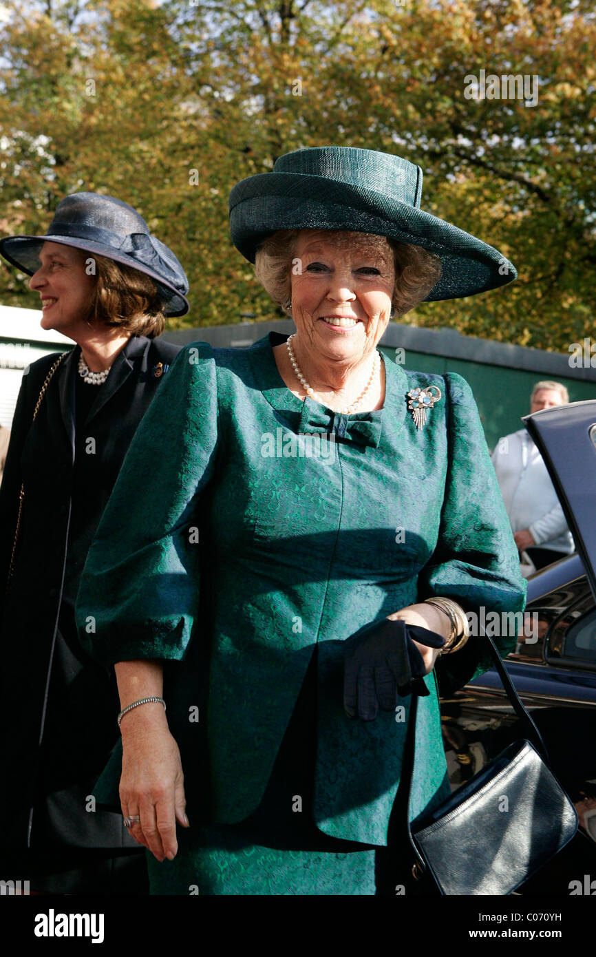 Queen Beatrix attends the opening of "Hollanders in Beeld" exhibition ...