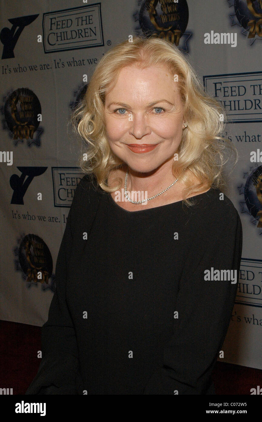 Michelle Phillips 2007 World Magic Awards Barker Hanger, Santa Monica ...