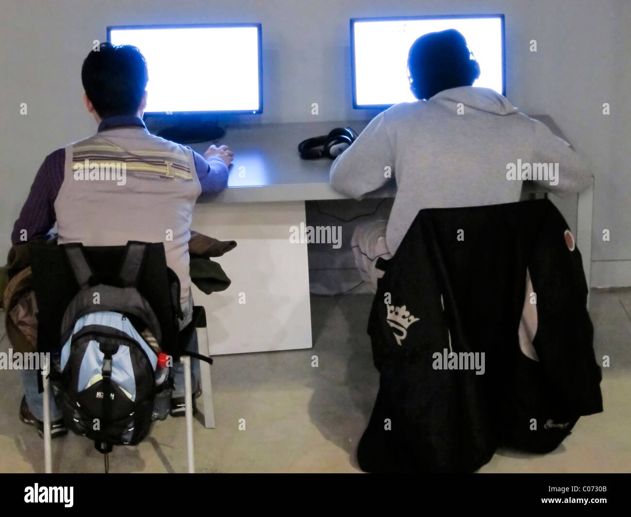 Internet center france hi-res stock photography and images - Alamy