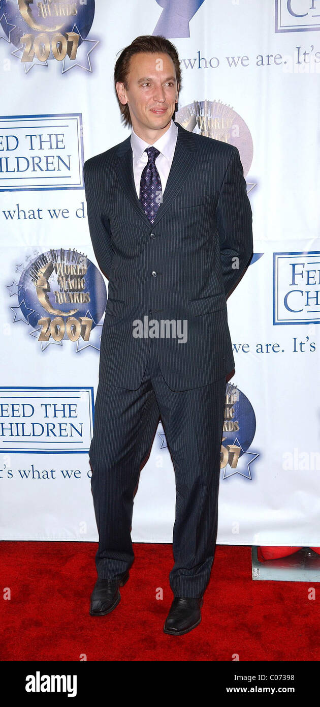 Steve Valentine The 2007 World Magic Awards Los Angeles, California ...