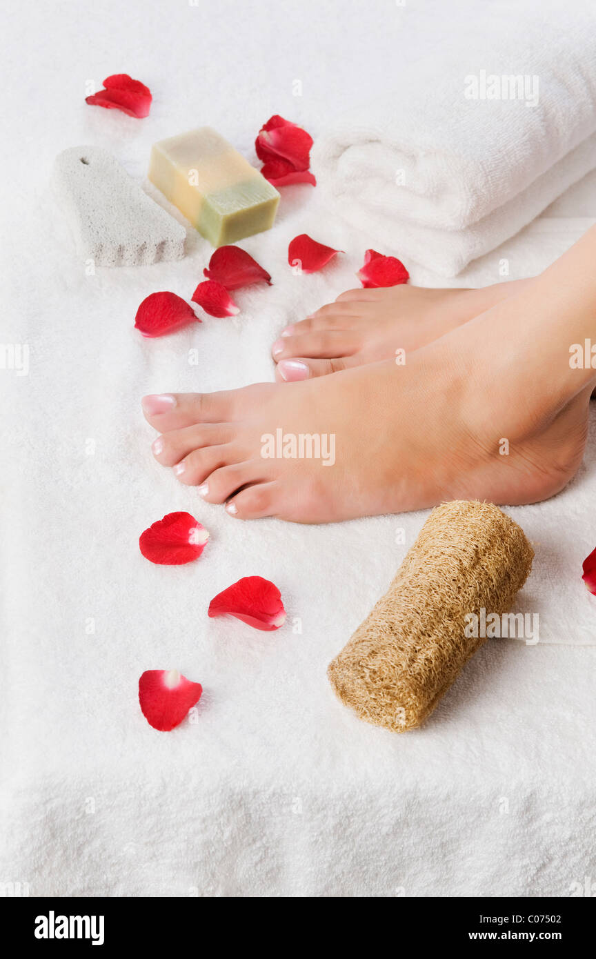 Washing feet with towel hi-res stock photography and images - Alamy