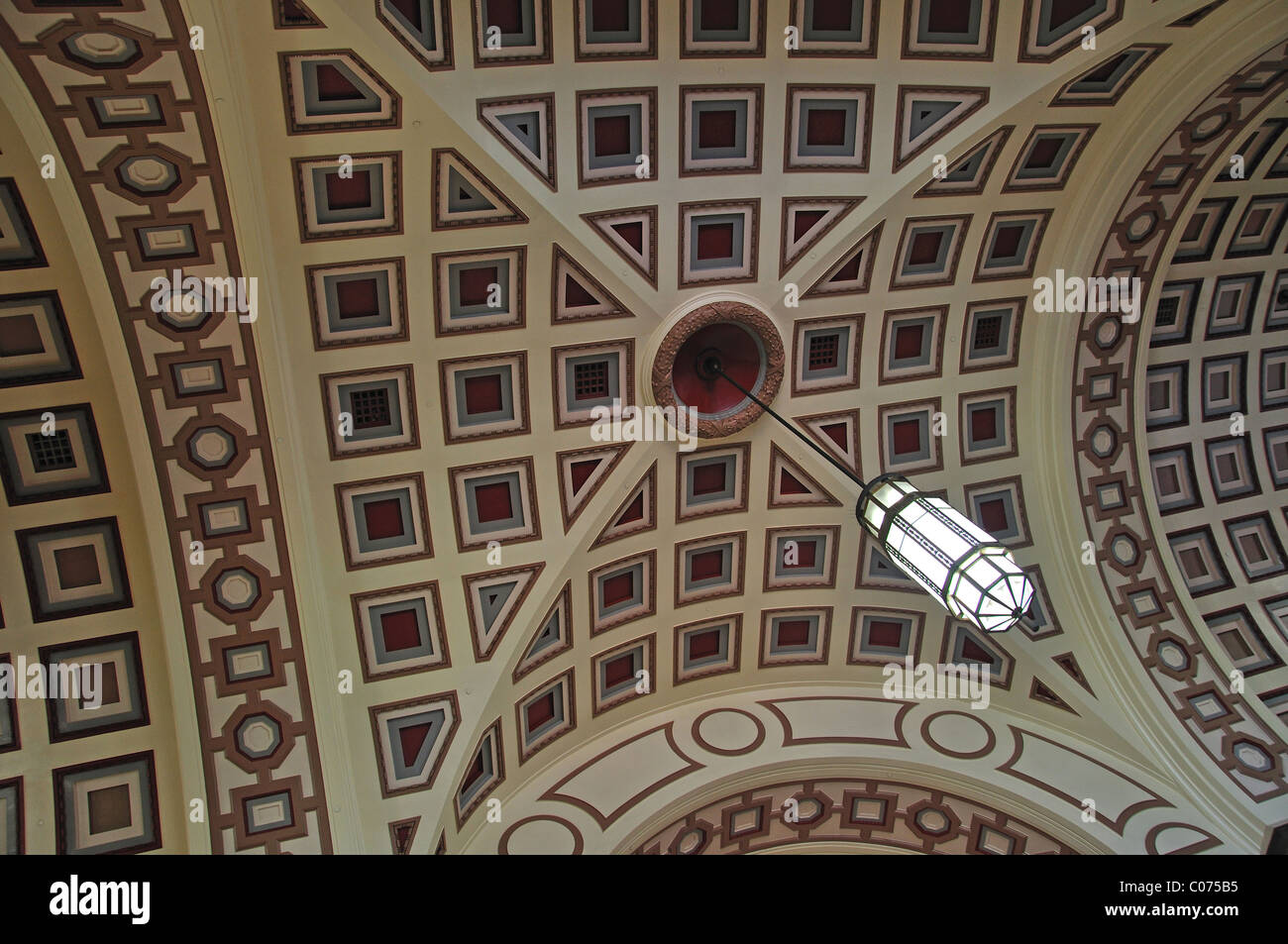Wellington Railway Station interior , Bunny Street, Wellington ...