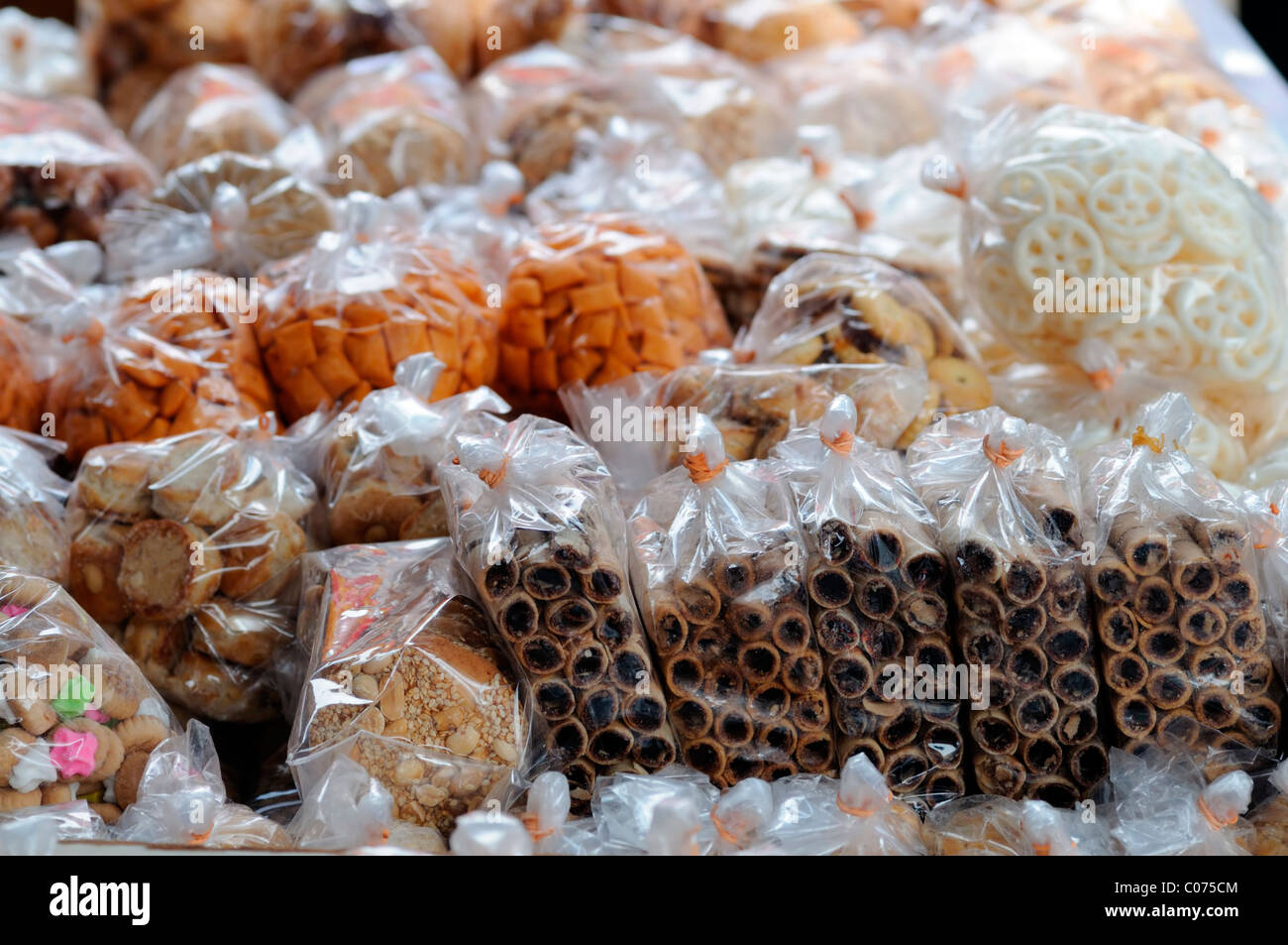 Snacks stand hi-res stock photography and images - Alamy