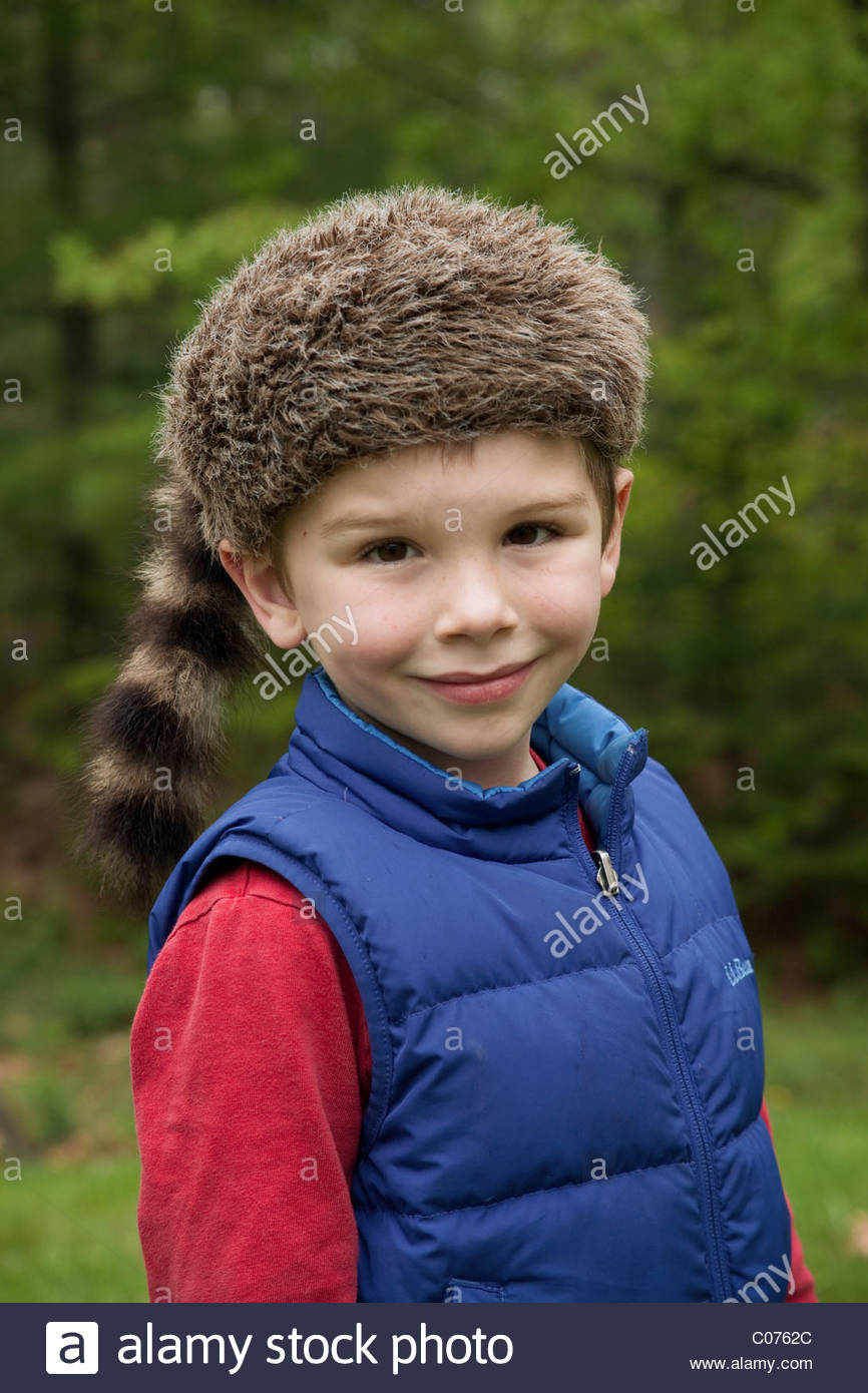 Coonskin Cap High Resolution Stock Photography and Images - Alamy