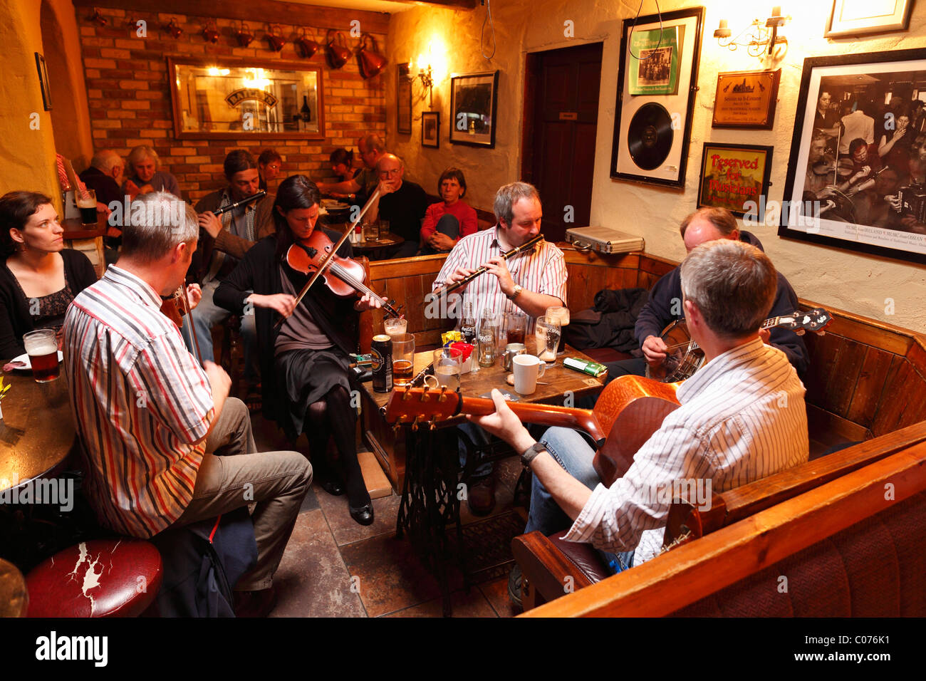 Band in O'Connor's Pub, Doolin, County Clare, Ireland, Europe Stock ...