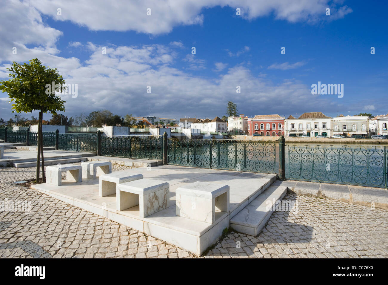 Tavira portugal rio hi-res stock photography and images - Alamy