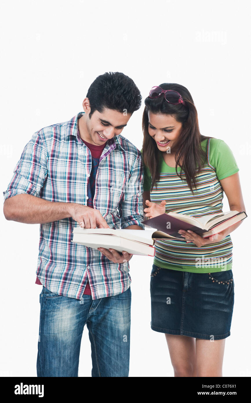 College students reading books Stock Photo - Alamy