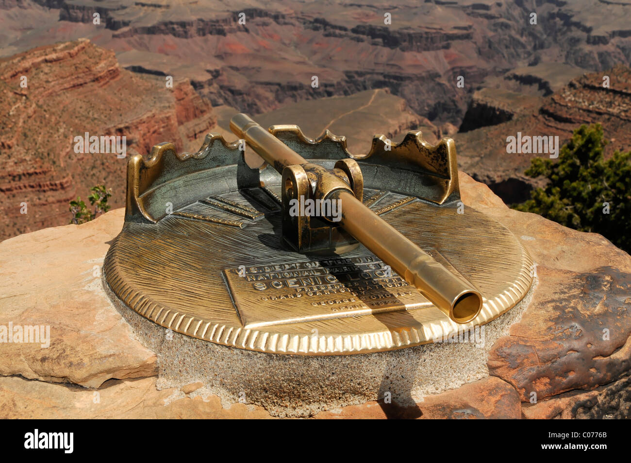 Field Glass Telescope High Resolution Stock Photography and Images - Alamy