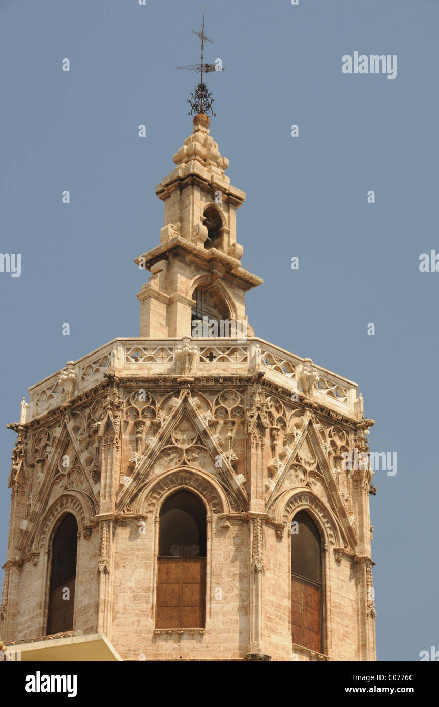 Historical monuments art from spain hi-res stock photography and images ...