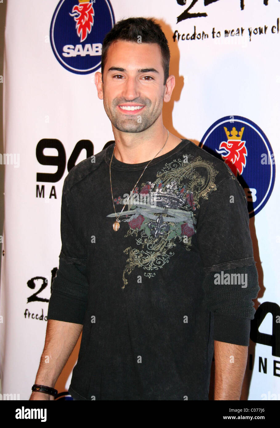 Jeff Pickle '2 B Free Walk-Off' debuting their 2008 Spring collection ...