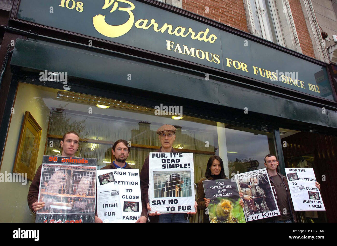 James Cromwell joins anti-fur protesters outside 'Brown Thomas ...