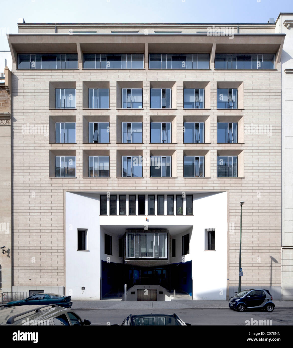 Kpmg building hi-res stock photography and images - Alamy