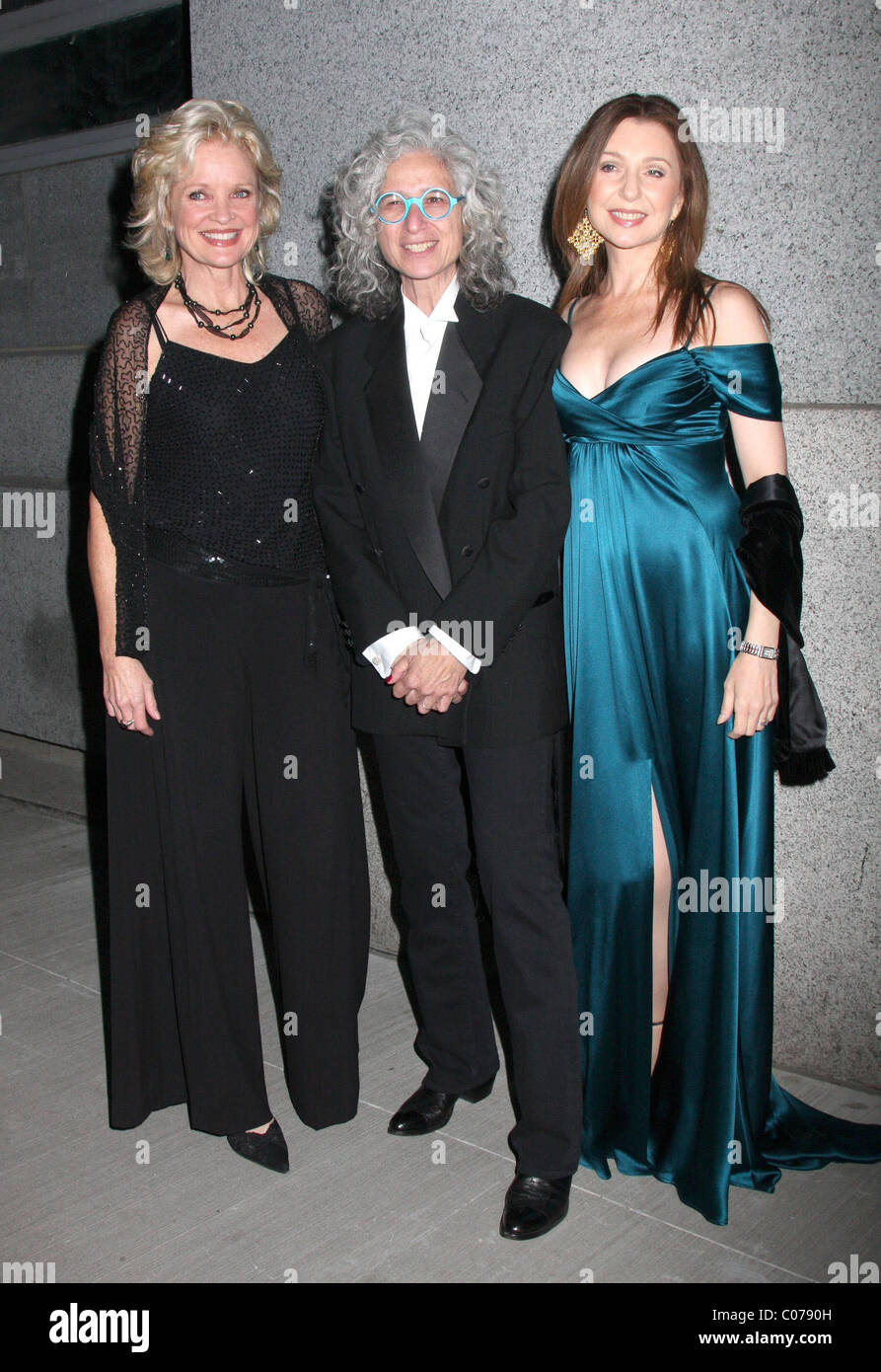 Dr jane aronson and donna murphy hi-res stock photography and images ...