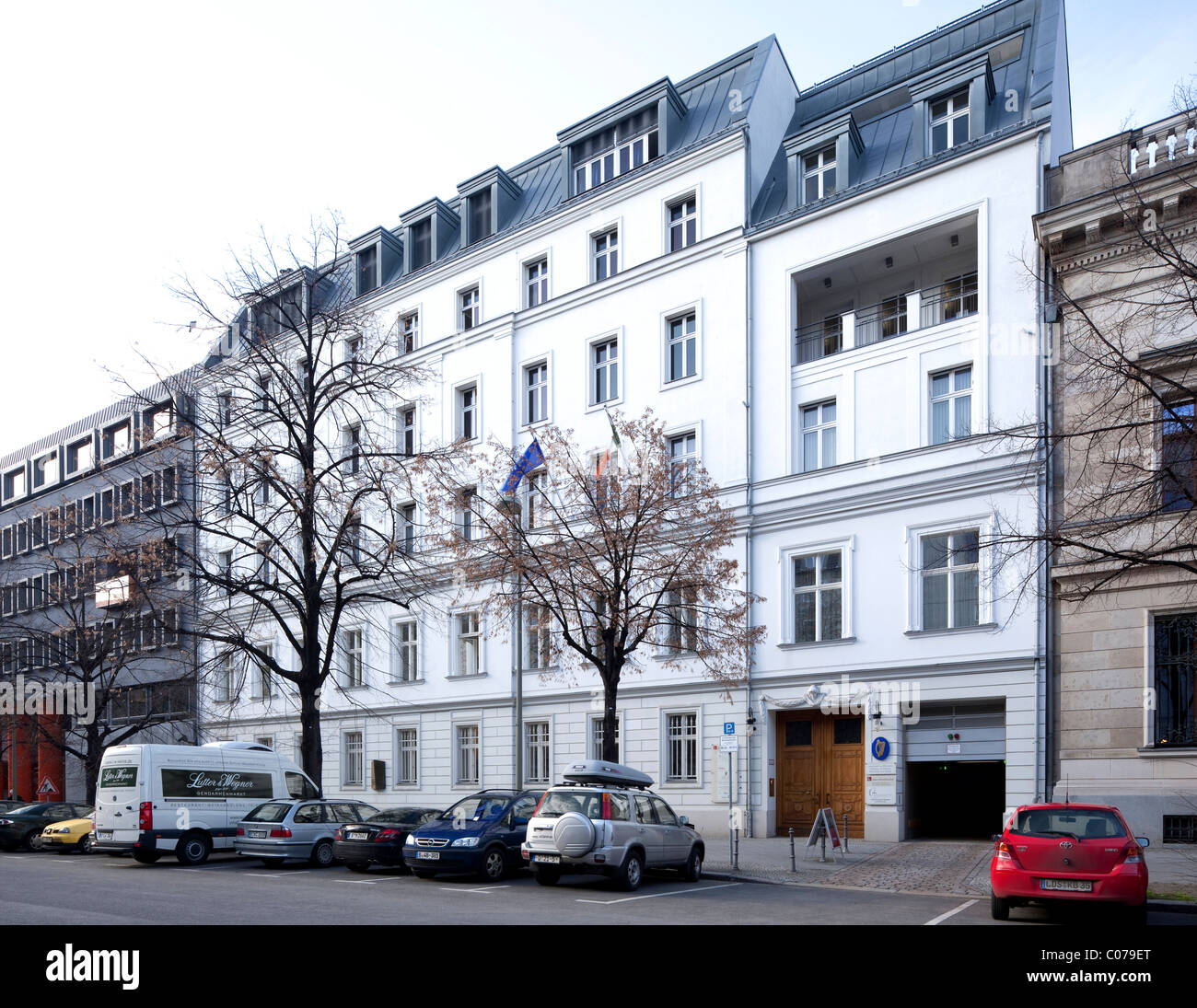 Federal republic of germany embassy hi-res stock photography and images ...
