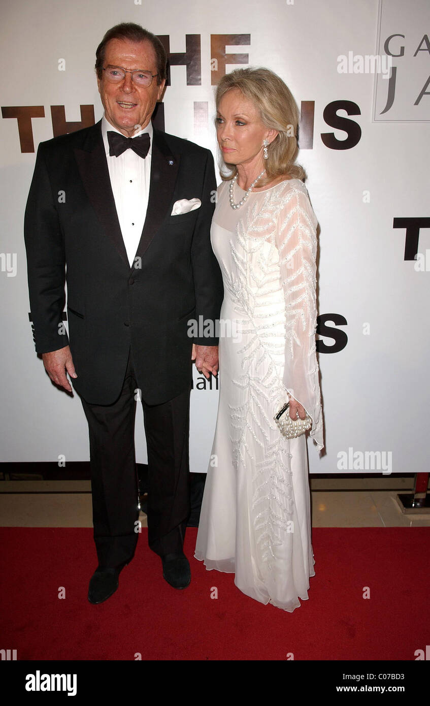 Roger Moore and his wife Christina Tholstrup Thalians 52nd Anniversary ...
