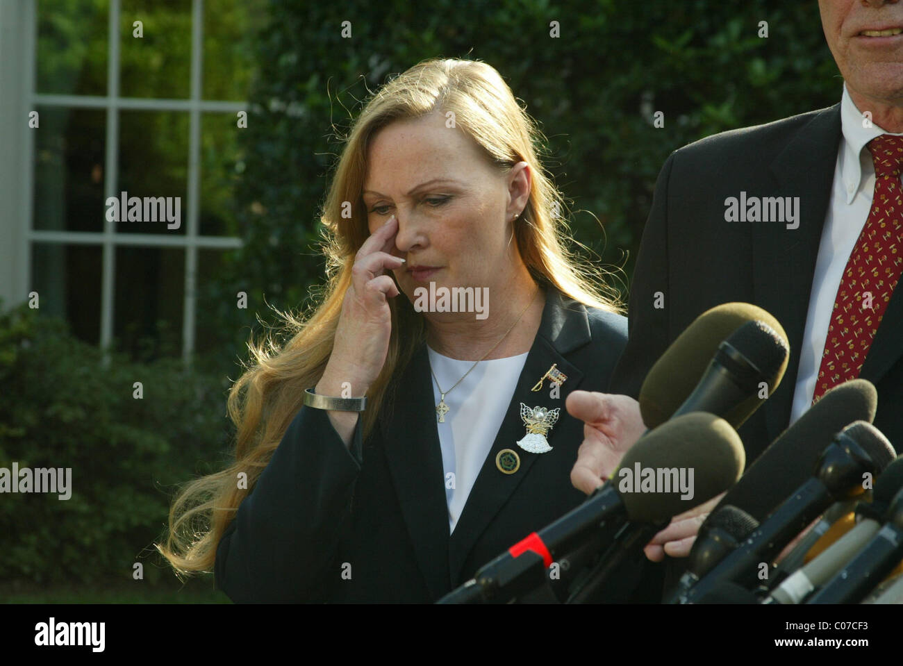 Maureen Murphy (mother) A posthumous Medal of Honor was presented to ...