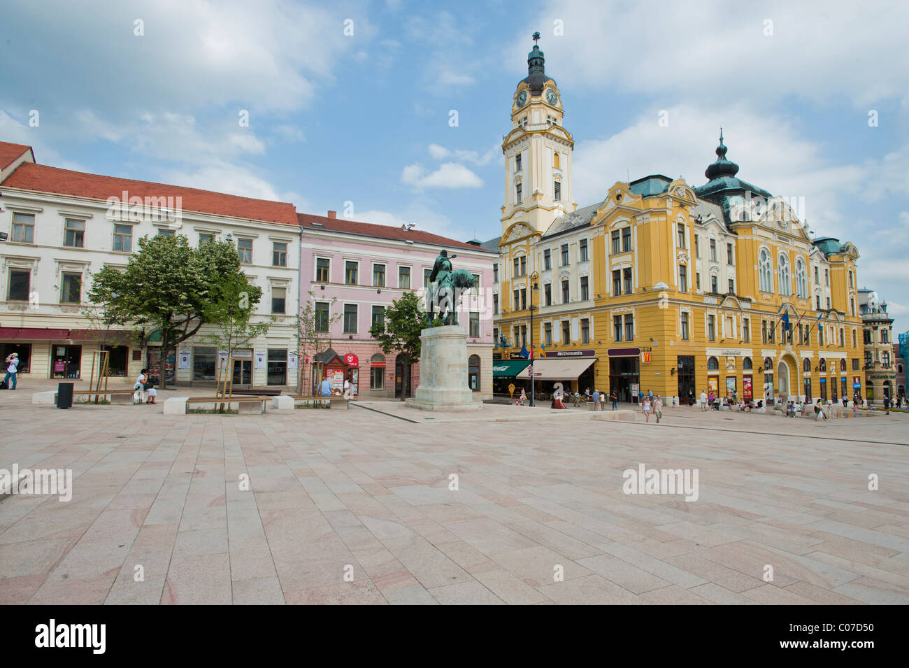 Pecs city hall hi-res stock photography and images - Alamy