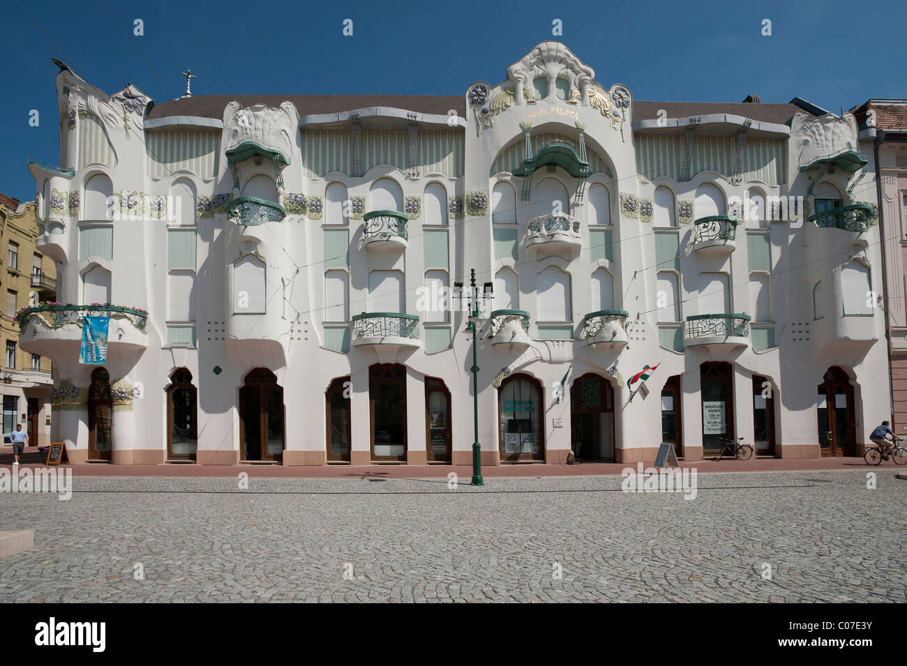 Hungary reok palace hi-res stock photography and images - Alamy