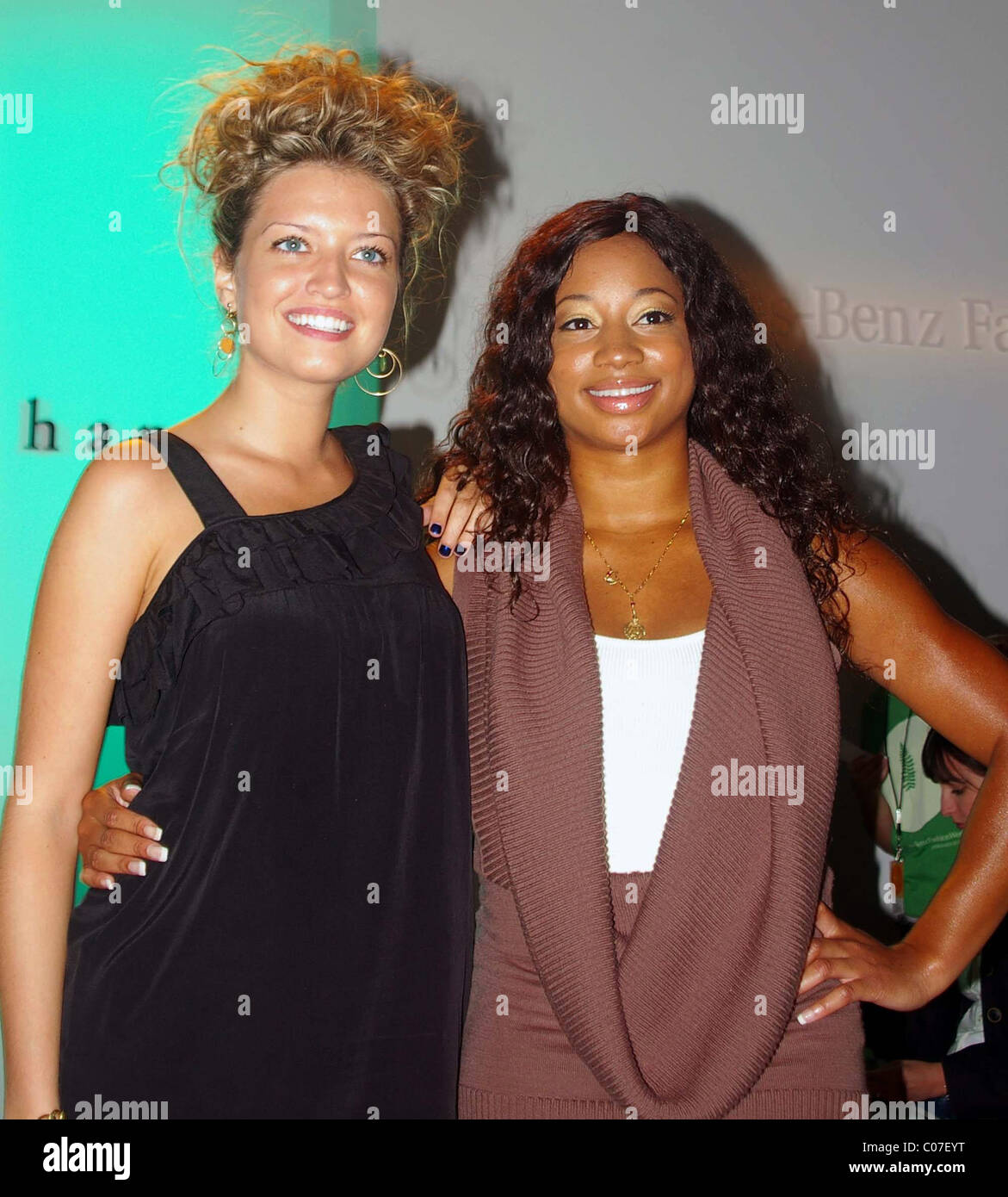 Mika combs hi-res stock photography and images - Alamy