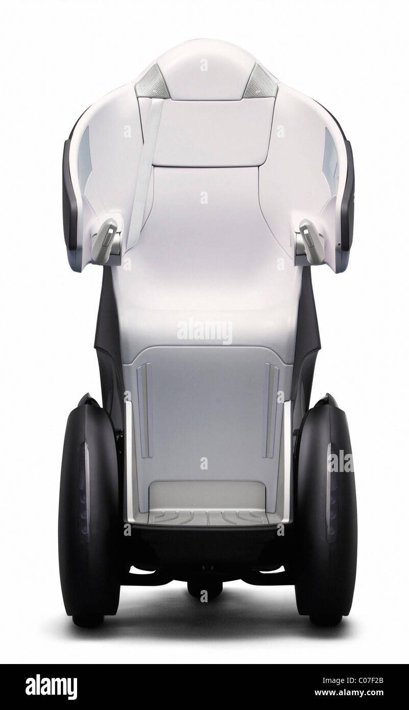 The i-REAL Concept Vehicle Toyota plans to exhibit eight concept ...