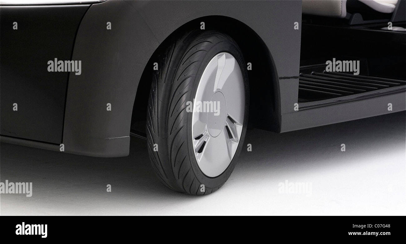 Toyota 1 X Concept Toyota plans to exhibit eight concept vehicles at ...