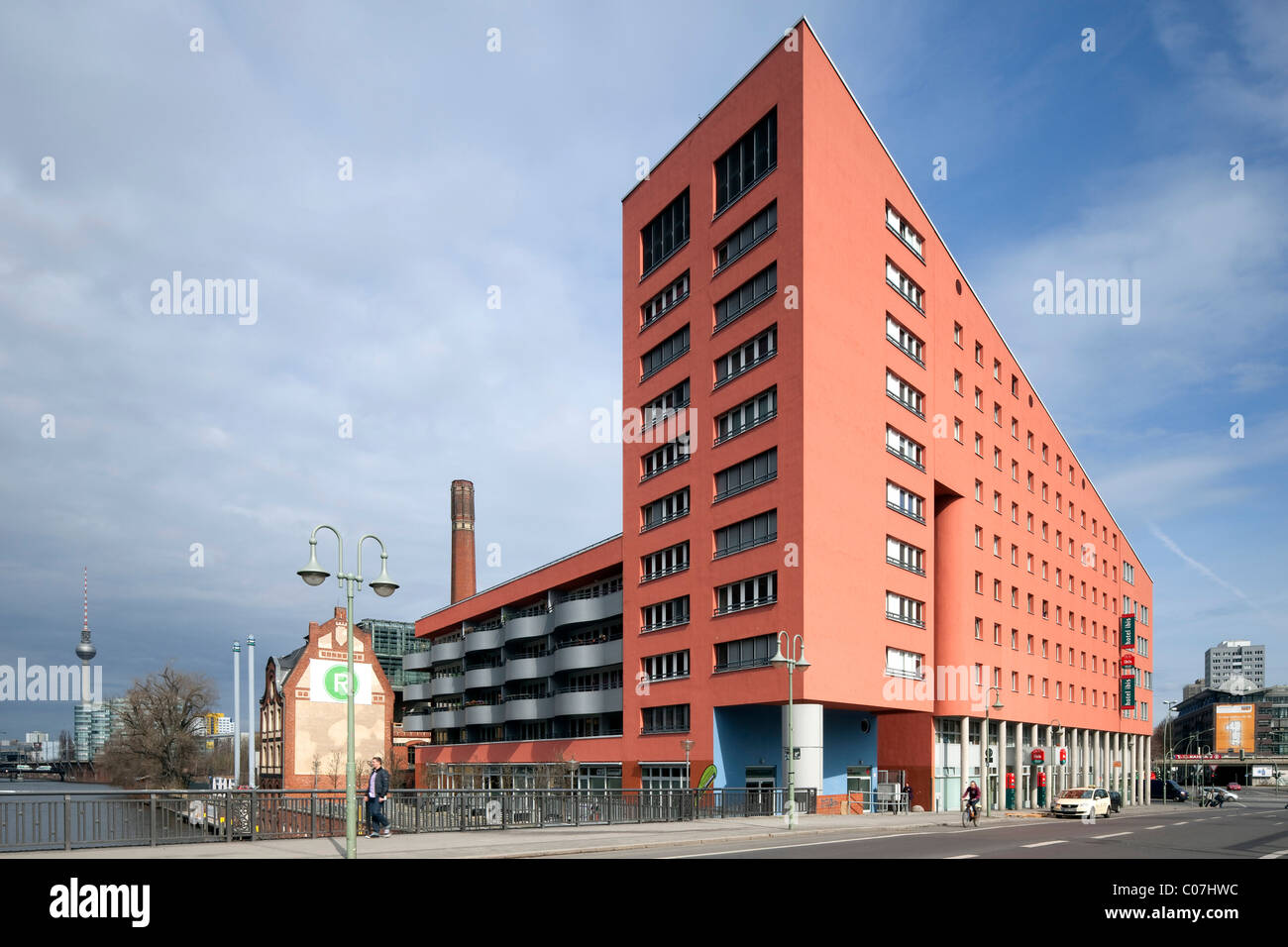 Ibis hotel building hi-res stock photography and images - Alamy
