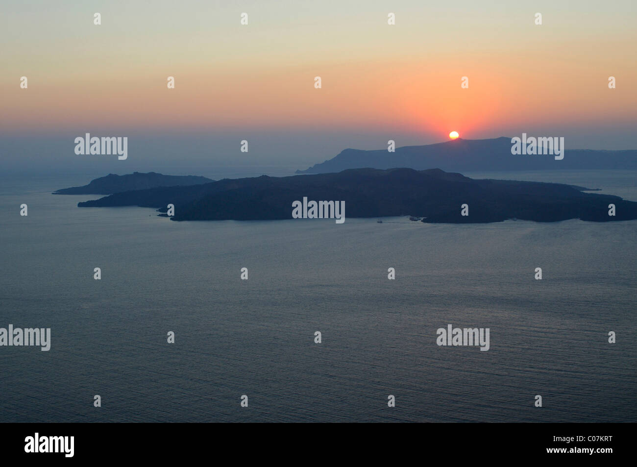 Aerial view sunset above greece hi-res stock photography and images - Alamy