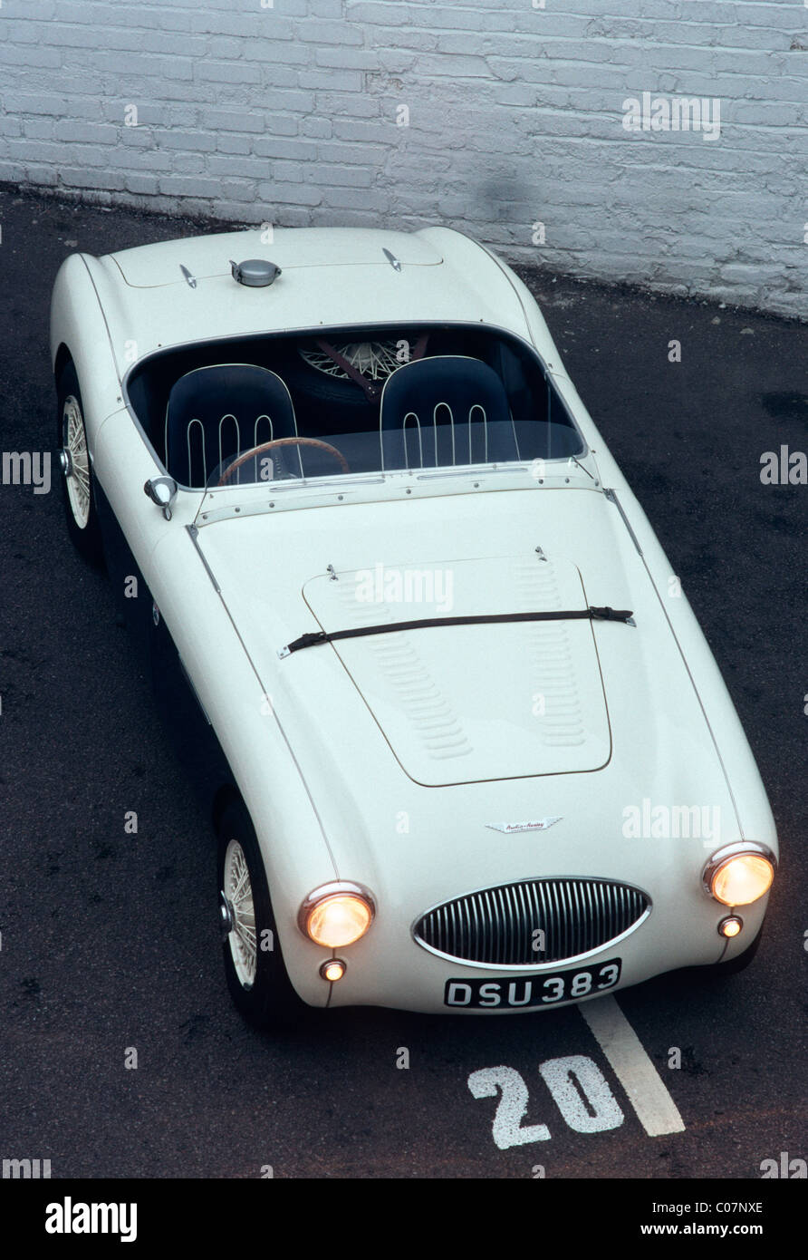 Austin healey 100s hi-res stock photography and images - Alamy