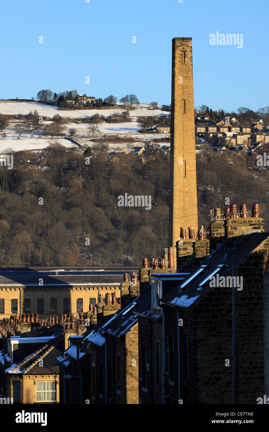 Salts mill chimney hi-res stock photography and images - Alamy