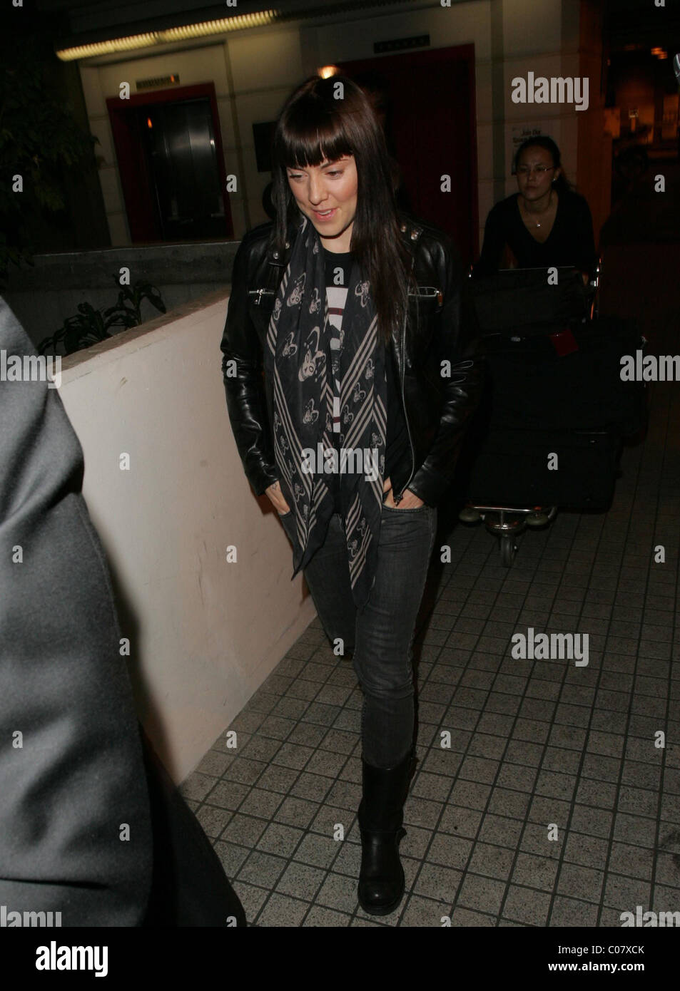 Mel C Aka Melanie Chisholm Arrives At Lax Airport Looking Surprisingly