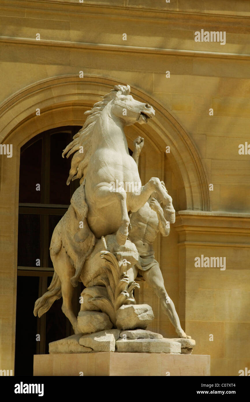 Statue in a museum, Musee du Louvre, Paris, France Stock Photo - Alamy