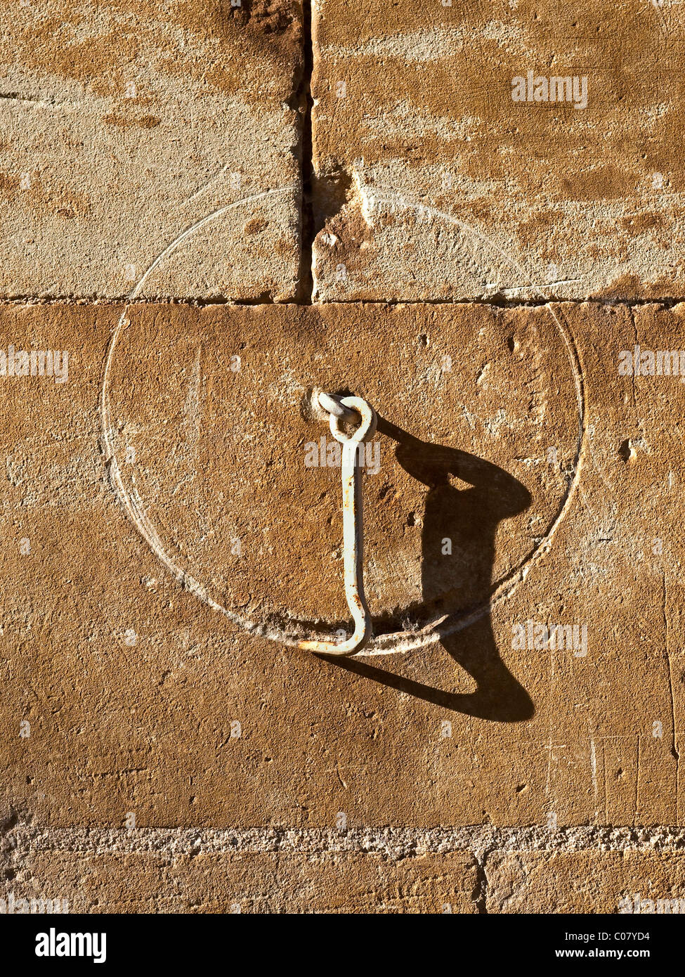 Shutter hook hi-res stock photography and images - Alamy