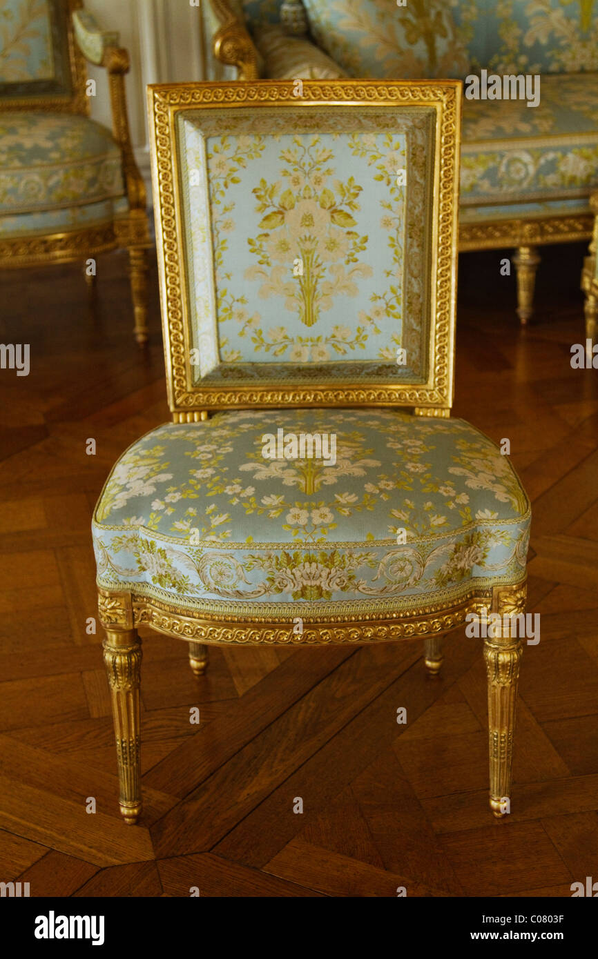 Empty chair in a church, Basilique Du Sacre Coeur, Paris, France Stock ...