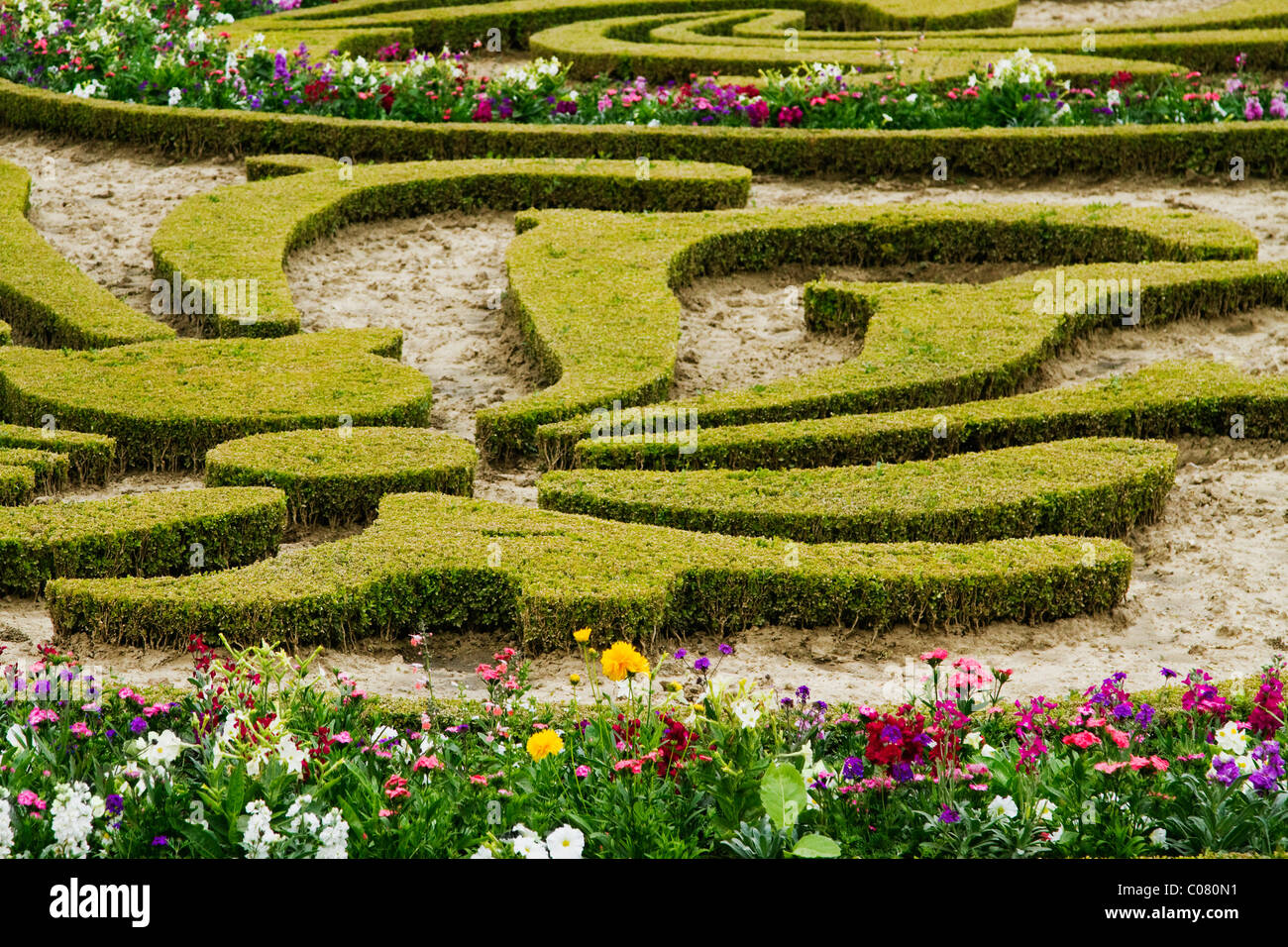 Garden paris maze hi-res stock photography and images - Alamy