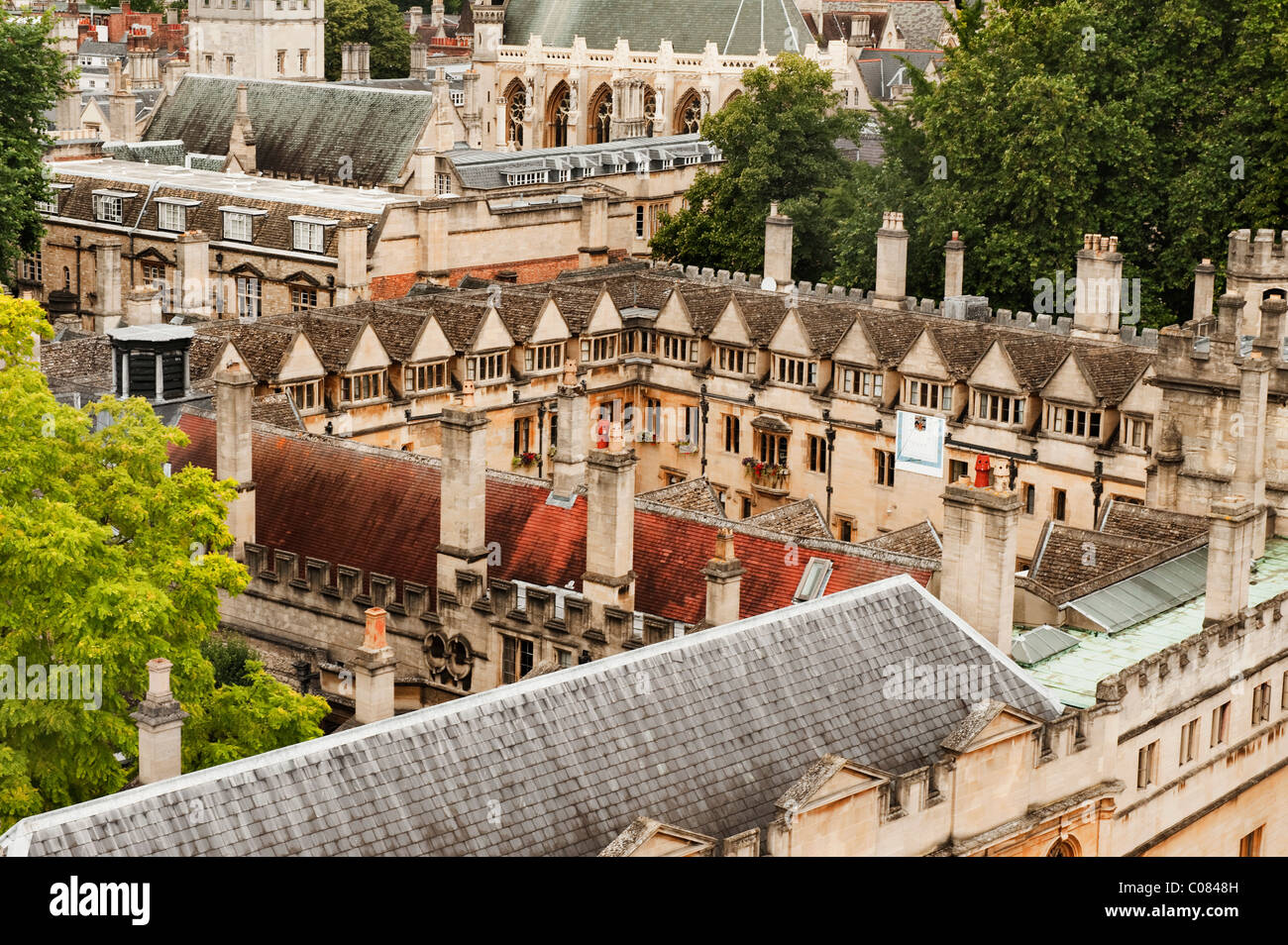 Oxford university campus buildings, uk hi-res stock photography and ...