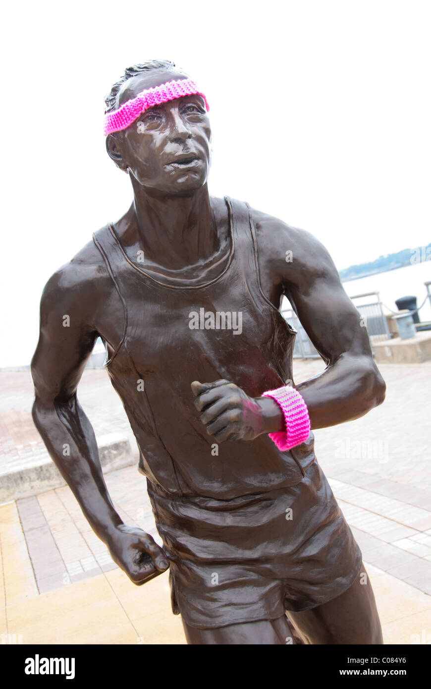 "River Runner" life-size bronze sculpture by Derby Ulloa, on the north ...
