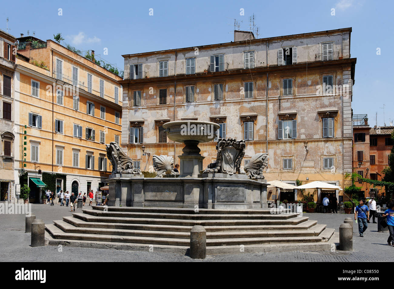 Piazza Santa Maria, Trastevere, Rome, Italy, Europe Stock Photo - Alamy