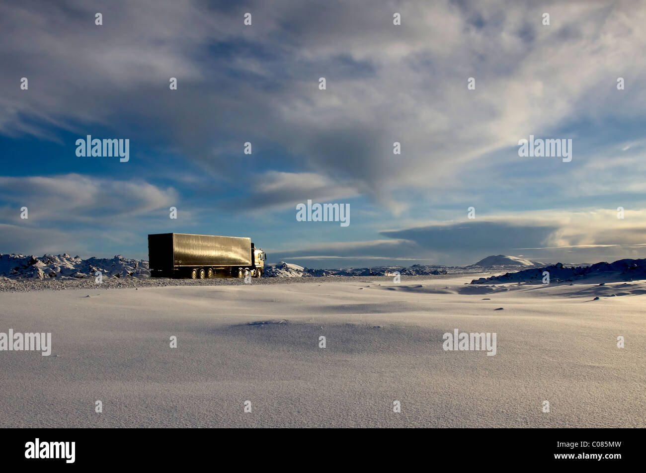 Drive thru snow Stock Photo - Alamy